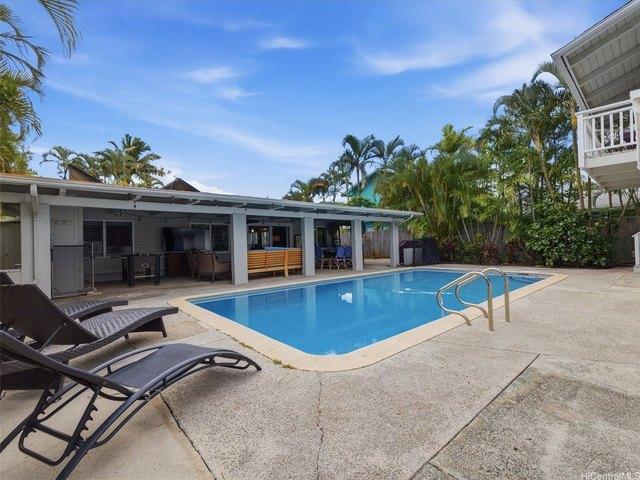 952 Holoholo St, Kailua, HI 96734