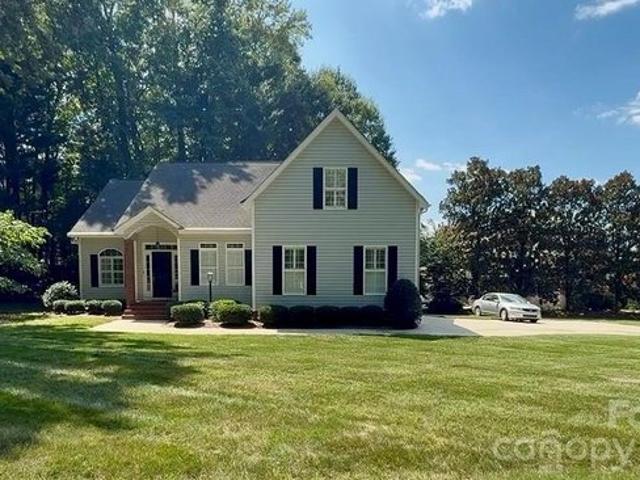 952 Lake Club Dr, Rock Hill, SC 29732