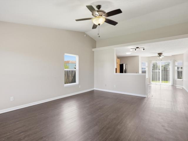 952 Pine Ridge Way