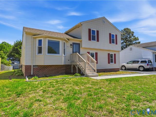 952 Pleasant Street