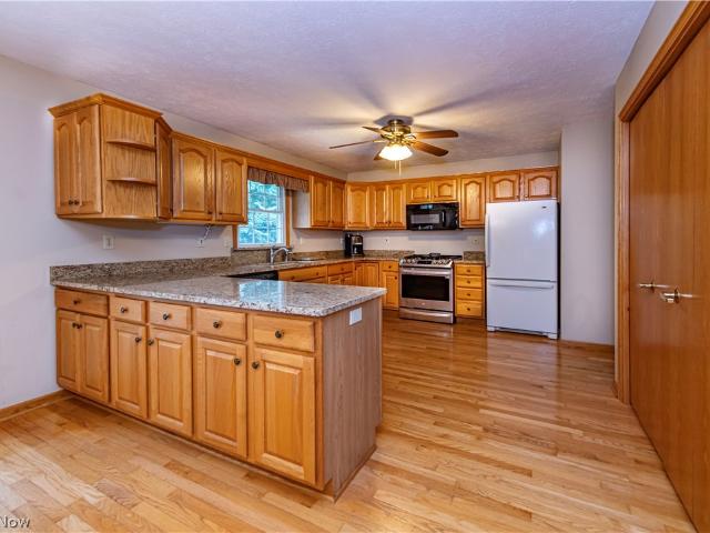 952 Rosemarie Circle