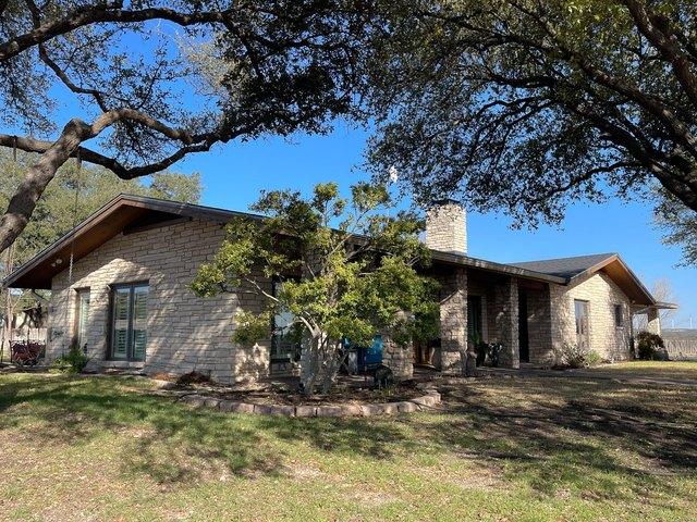9534 Duff Rd, Christoval, TX 76935