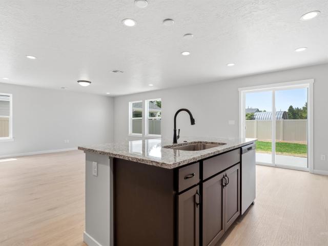 9535 S Stonefly Ave