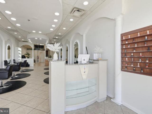 9536 Liberia Ave