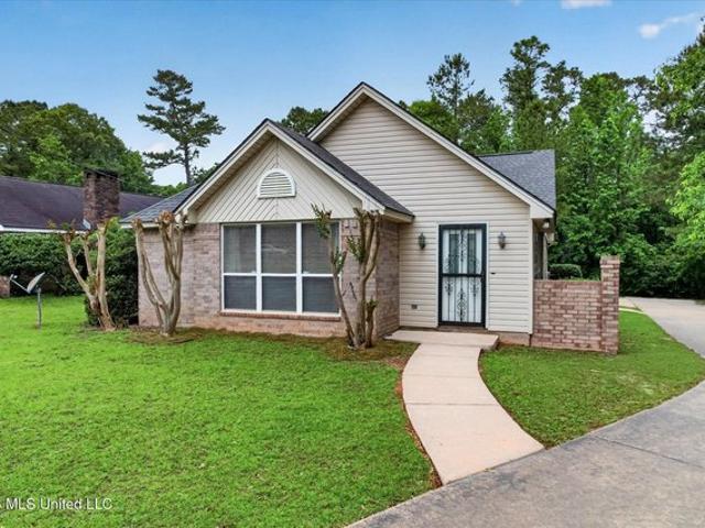 9536 Poni Pl, Diamondhead, MS 39525