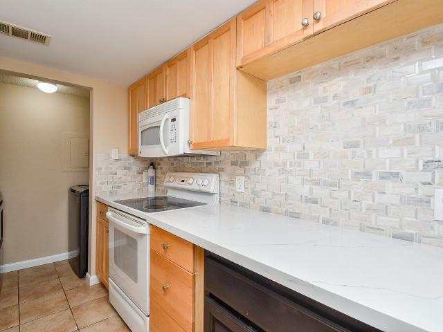 9536 Windswept Ln, Unit 9536, Houston, TX 77063 | MLS #83605 | Compass