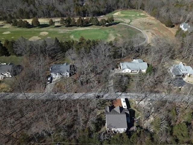 9539 Bent Tree Dr, Hillsboro, MO 63050