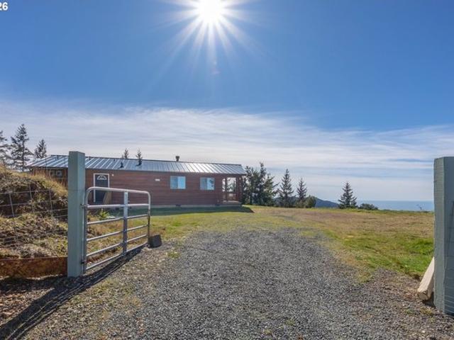 95300 Grassy Knob Rd, Sixes, OR 97476