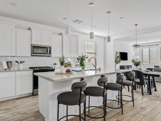 9531 E Ripple Dr, Mesa, AZ 85212