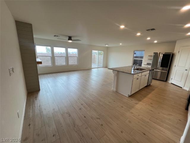 9532 Granville Bridge Street