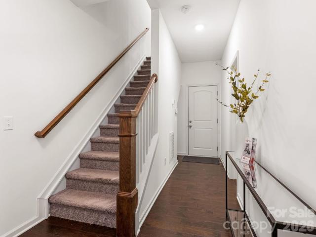 9533 Ainslie Downs Street, Charlotte, US, NC