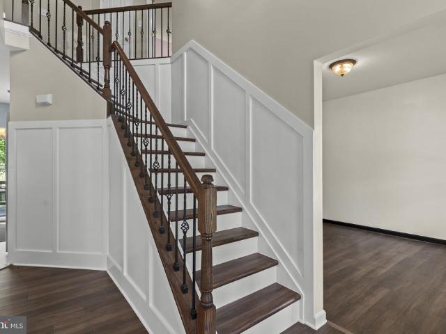 9533 Barbaras Way