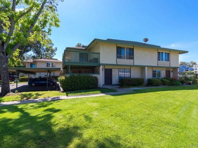 9533 Caminito Toga, San Diego, CA 92126