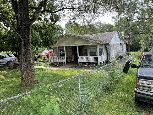 9533 Roberts Dr, Franklin, OH 45005
