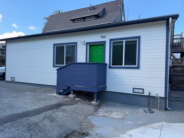 953 959 26th 3 Bedroom Apartment for Rent at 953 26th St, Oakland, CA 94607 McClymonds