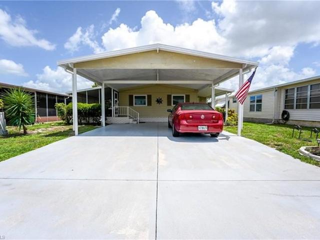 953 Bunker Hill Dr, Naples, FL 34110