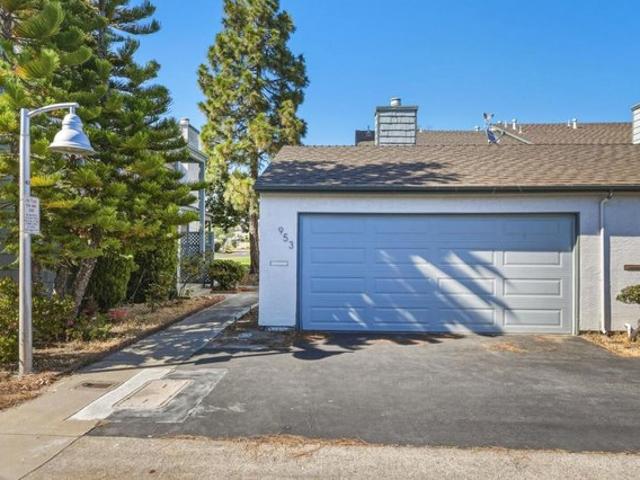 953 Diaz Ln, Foster City, CA 94404