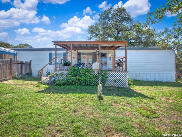 953 Forest Oaks Dr