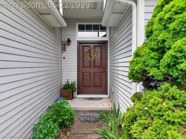 953 N Newburgh Road