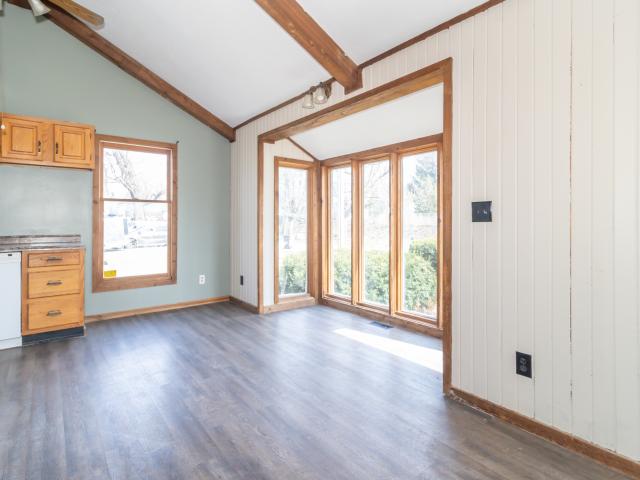 953 S 5th Street