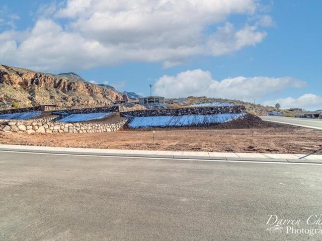 953 W Rock View Dr Unit 42, Hurricane, UT 84737