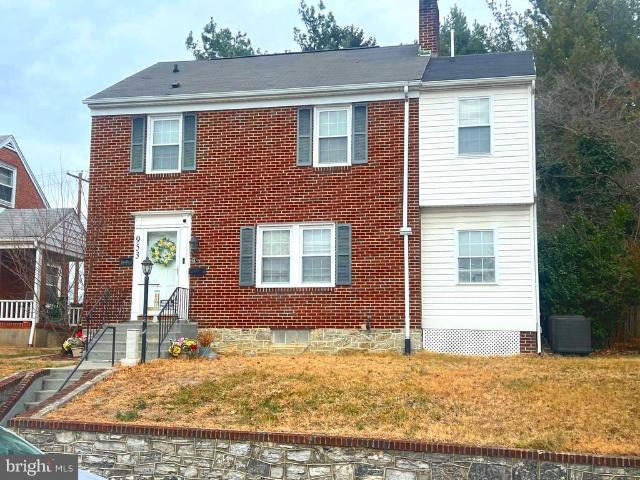 953 View Street