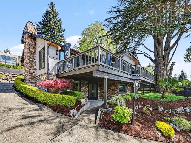 9544 Lake Washington Boulevard NE