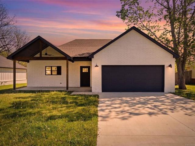 9545 N Cincinnati St, Sperry, OK 74073