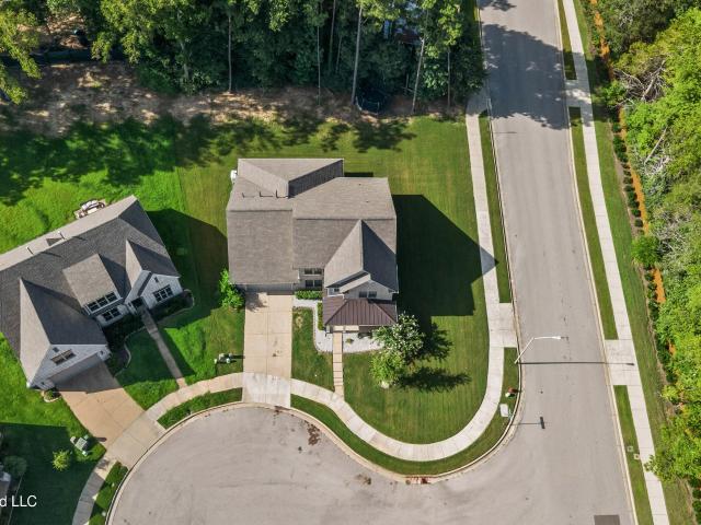 9545 Edgewater Cove