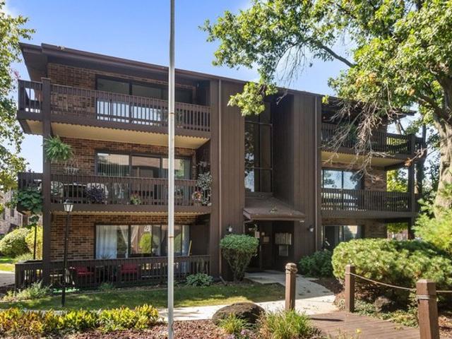 9545 Southwest Hwy Apt 5, Oak Lawn, IL 60453