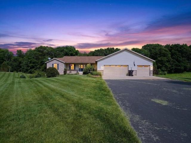 9546 Plow Point Ct SE, Alto, MI 49302
