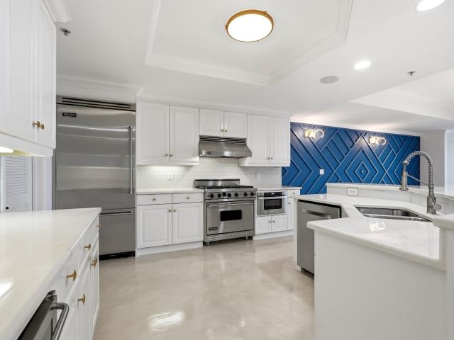 9547 Edgerton Dr. 103
