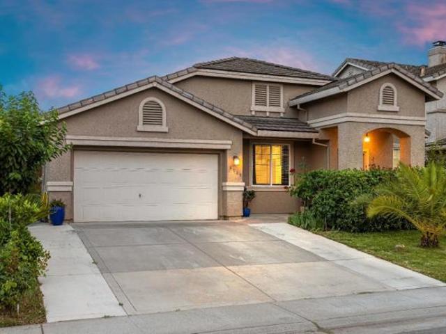 9548 River Rose Way, Sacramento, CA 95827