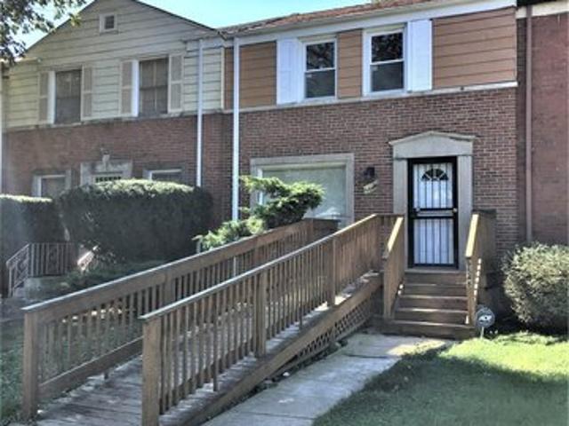 9548 S Euclid Ave, Chicago, IL 60617