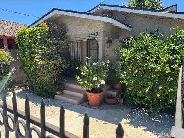 9549 Defiance Ave, Los Angeles, CA 90002