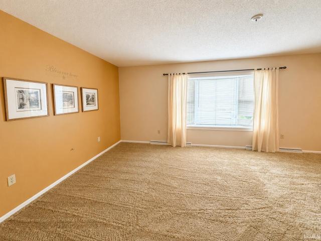 9540 Sunny Side Drive