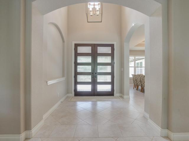 954 Covered Bridge Dr