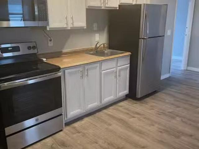 954 Chapel St #3E, New Haven, CT 06510