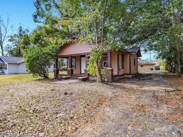954 Allison St, Jacksonville, FL 32254 | Compass