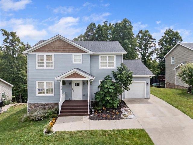 954 Brooklyn Ave, Christiansburg, VA 24073