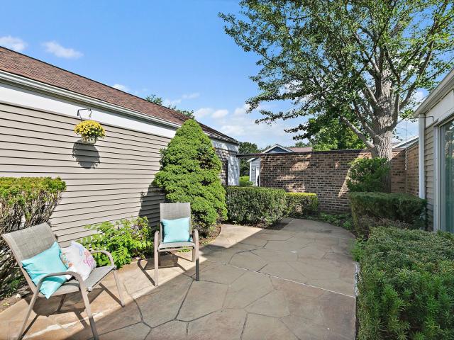 954 Dartmouth Drive
