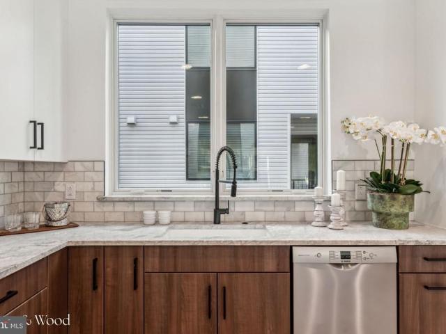 954 n 6th street, philadelphia, us, pa