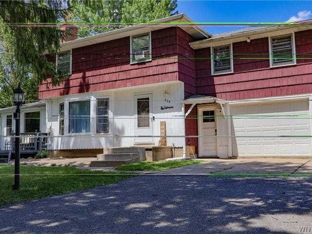 954 N French Rd, Amherst, NY 14228