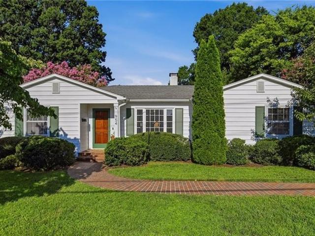 954 Vernon Ave, Winston Salem, NC 27106