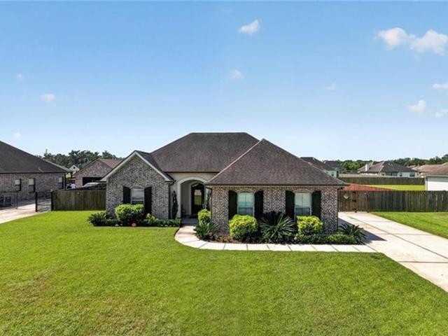9554 Sugar Maple Ln, Waggaman, LA 70094