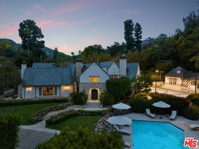 9555 Heather Rd, Beverly Hills, CA 90210
