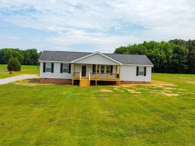 9556 Batten Rd, Kenly, NC 27542