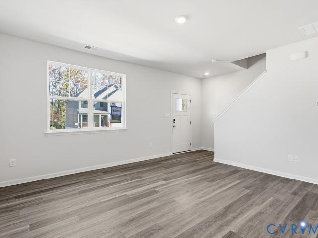 9556 Fuchsia Drive