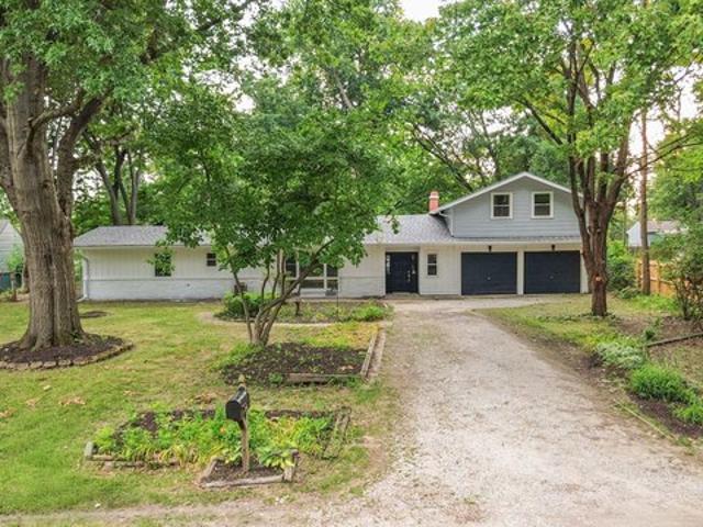 9550 N Delaware St, Indianapolis, IN 46240
