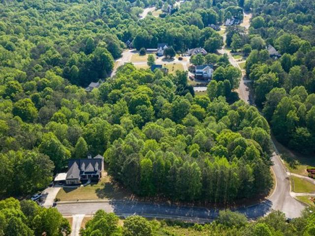 9550 Grande Dr, Winston, GA 30187